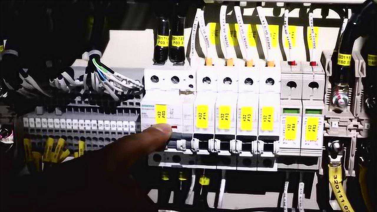 (MP4)HXD1C型机车DK-2制动机操纵培训教学视频_腾讯视频