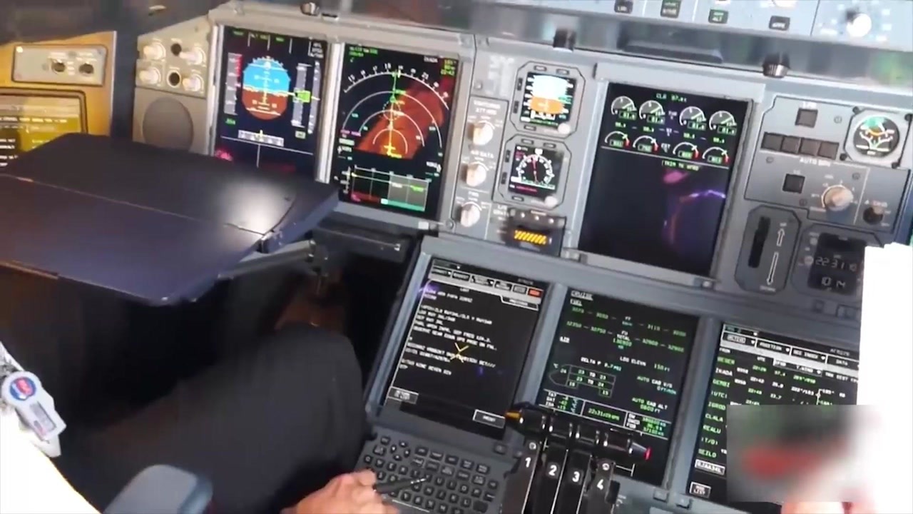a380驾驶舱全景,空客a380驾驶舱_大山谷图库