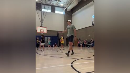 《全景NBA》爵士分享凯斯勒与少年打球片段：六个孩才能击败他_高清1080P在线观看平台_腾讯视频