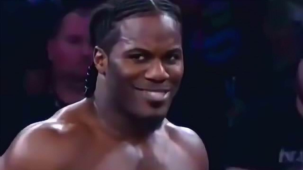 国外拳击手因为一个憋不住的笑，被做成表情包红遍网络_高清1080P在线观看平台_腾讯视频