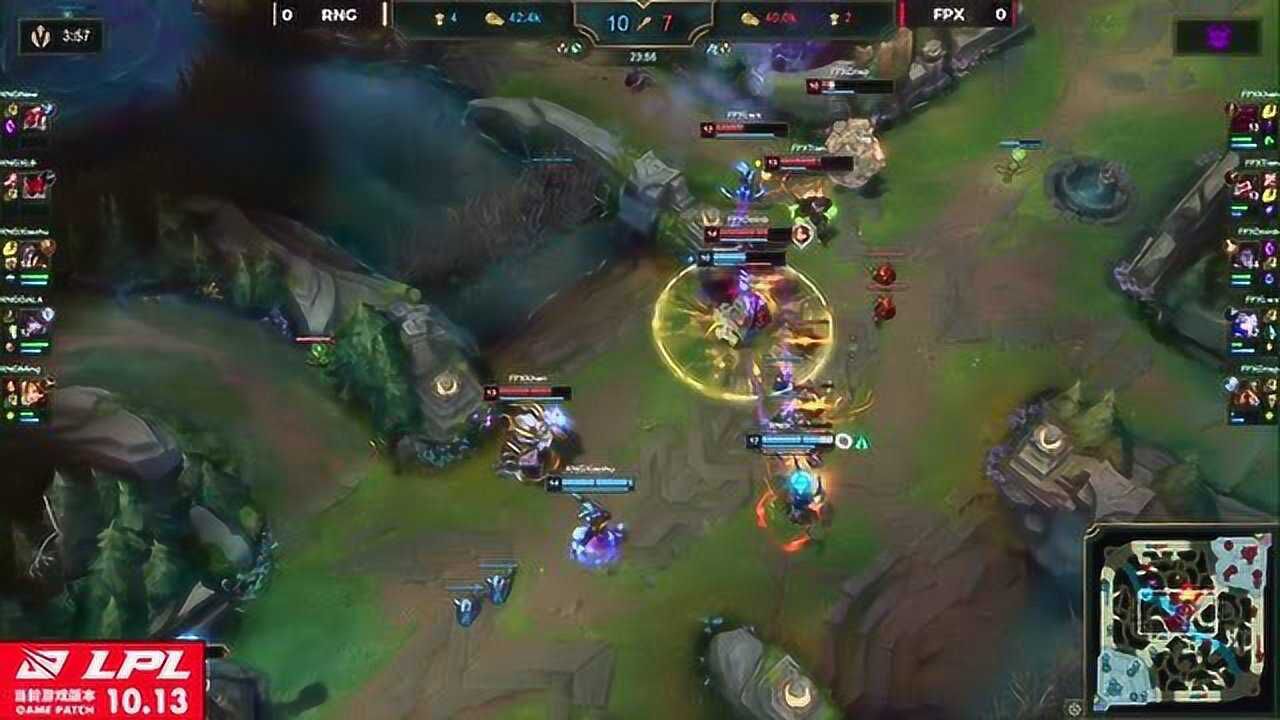 爱玩LOL时刻：RNG.Gala团战爆炸输出小虎收割拿下三杀_高清1080P在线观看平台_腾讯视频