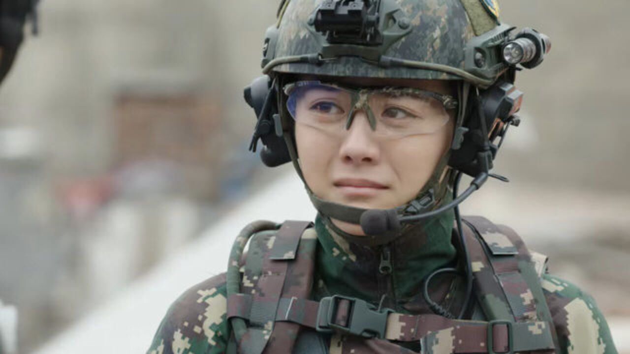 《特种兵之霹雳火》第27集:王星救人不幸被埋,历尽艰辛终于获救 高清1080p在线观看平台 腾讯视频