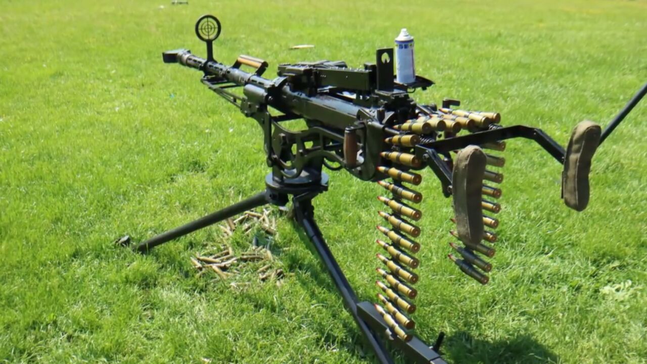 苏联KPV重机枪，发射14.5x114毫米口径弹药，M2在它面前都是弟弟_高清1080P在线观看平台_腾讯视频