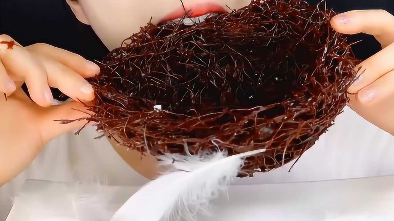 小姐姐是个“狠人”，吃鸭蛋也就算了，连巢都不放过，看得真馋_高清1080P在线观看平台_腾讯视频