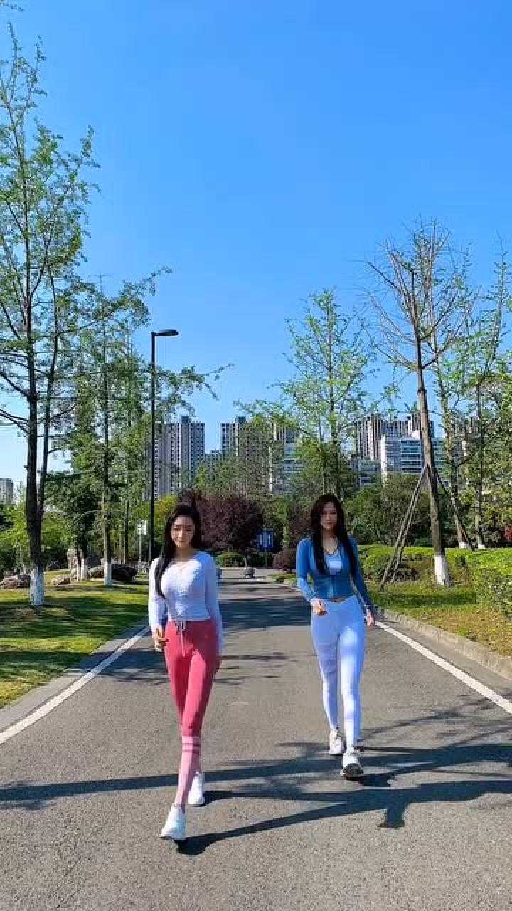 喜欢和哪个女生散步呢_高清1080P在线观看平台_腾讯视频