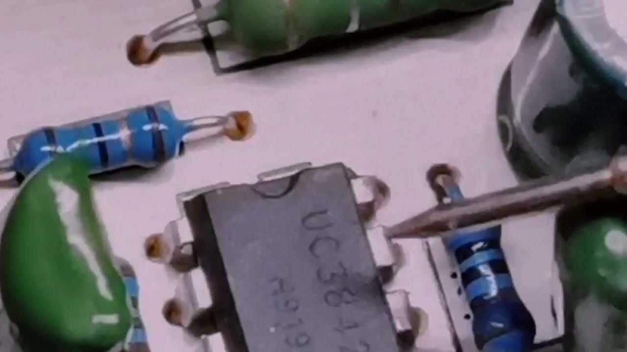 芯片3842的各针脚电压到底是多少？我实测给你看_高清1080P在线观看平台_腾讯视频