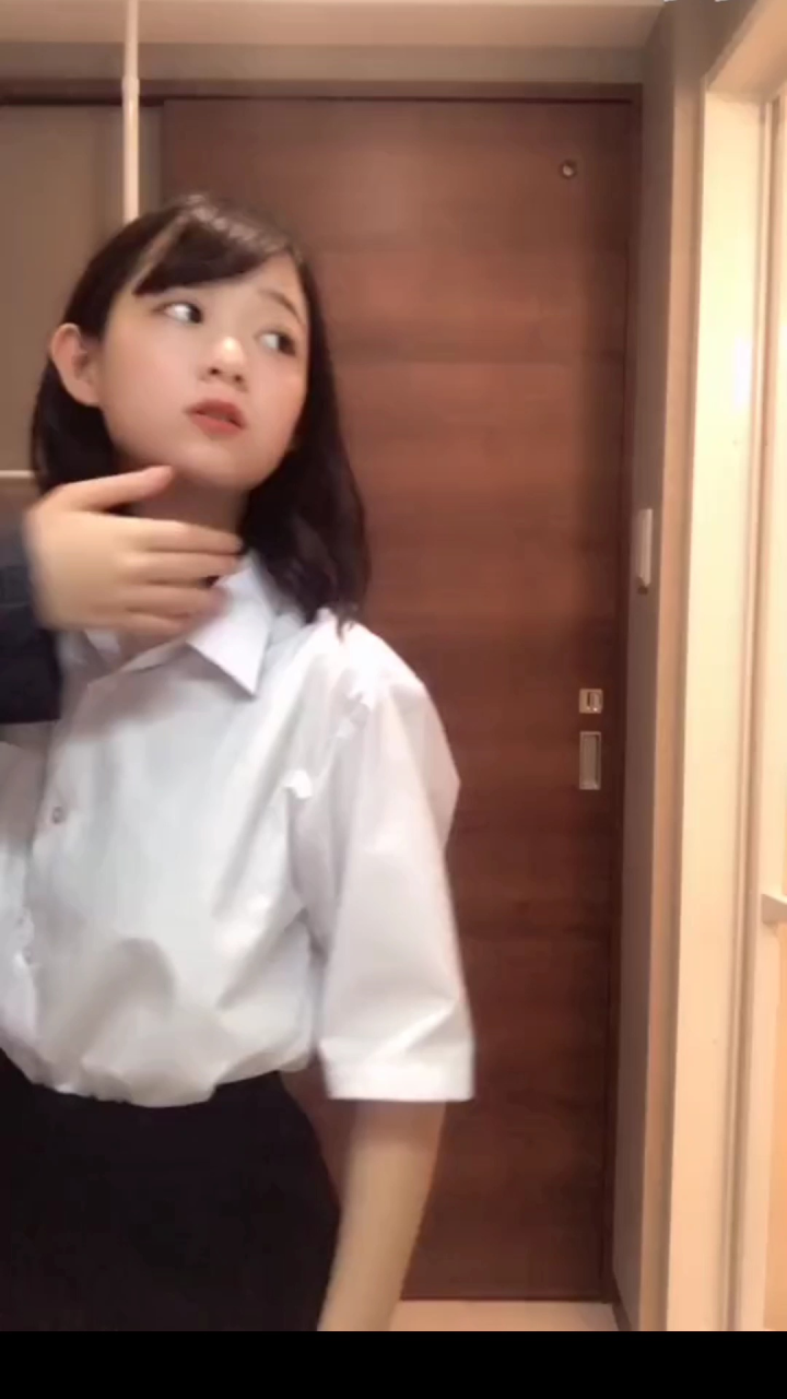 与男朋友接吻哎嘿嘿_腾讯视频