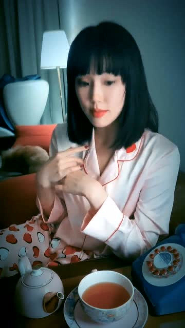 女神黄龄真是多才多艺啊，没想说英语这么溜，太让人羡慕了！_腾讯视频