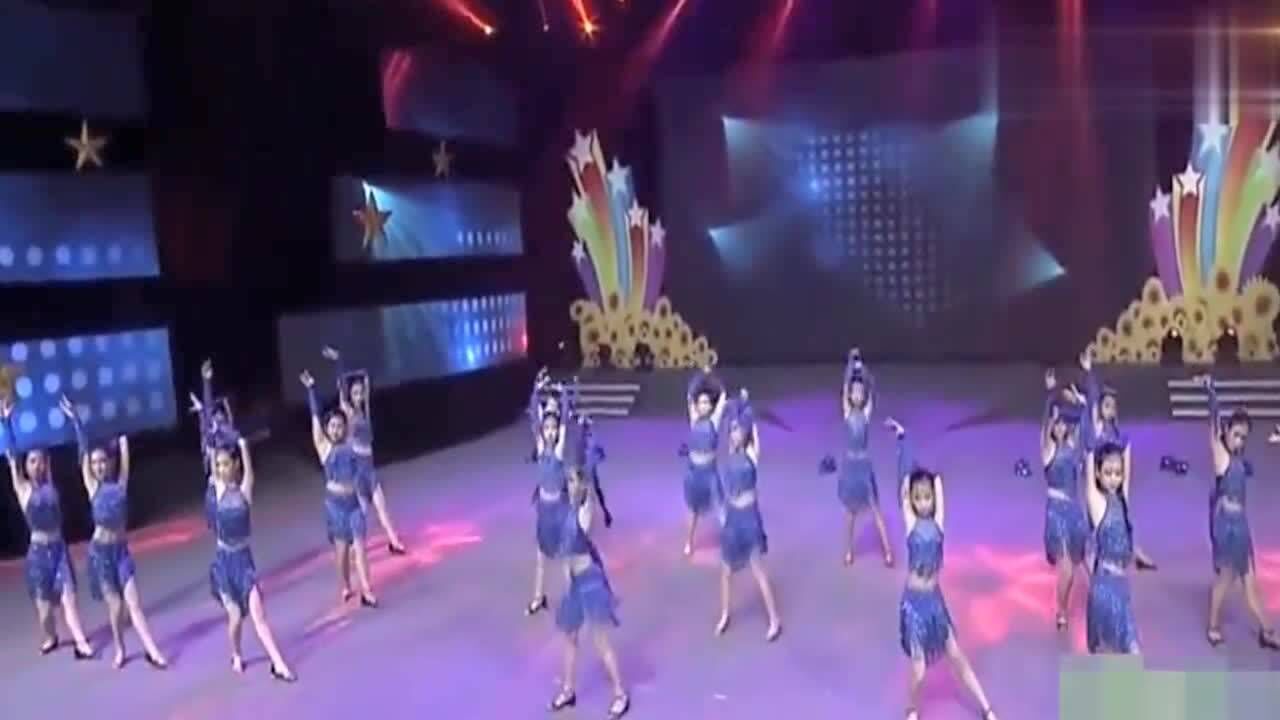 少儿拉丁舞《Dance holic》不得不说，年纪小舞蹈功底可是不低！_腾讯视频