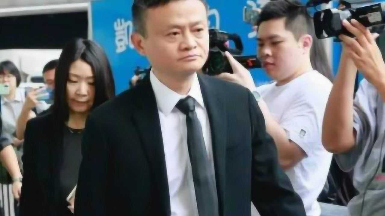 “海龟”女大学生提问马云，中英文来回切换，首富听完当即怒怼！_高清1080P在线观看平台_腾讯视频