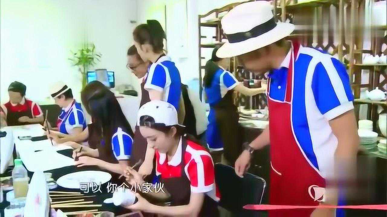 歌星杨钰莹的书法炉火纯青啊，得到了汪涵的极力褒奖_高清1080P在线观看平台_腾讯视频