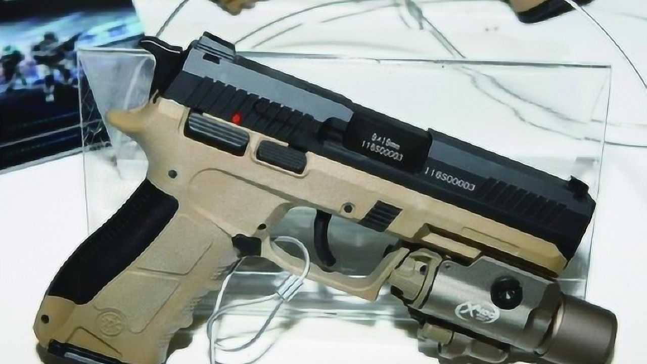 国产92式手枪是好是坏？设计很独特，做工却太差劲_高清1080P在线观看平台_腾讯视频