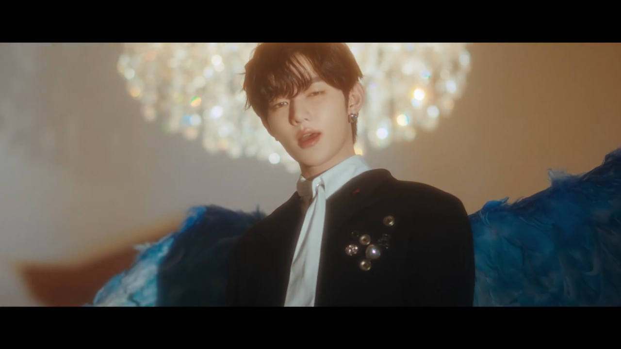 ZB1回归新歌《BLUE》MV公开，仙曲速听！_腾讯新闻