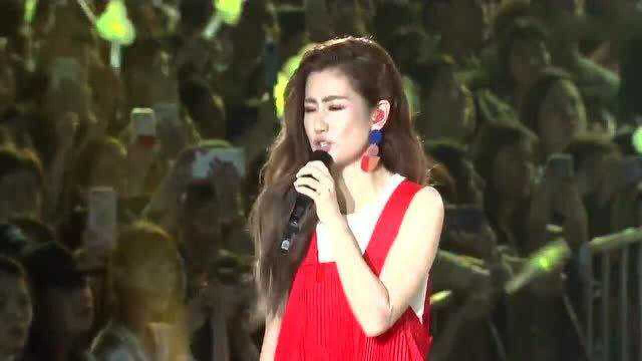 S.H.E《SuperStar》S.H.E十七音乐会_腾讯视频