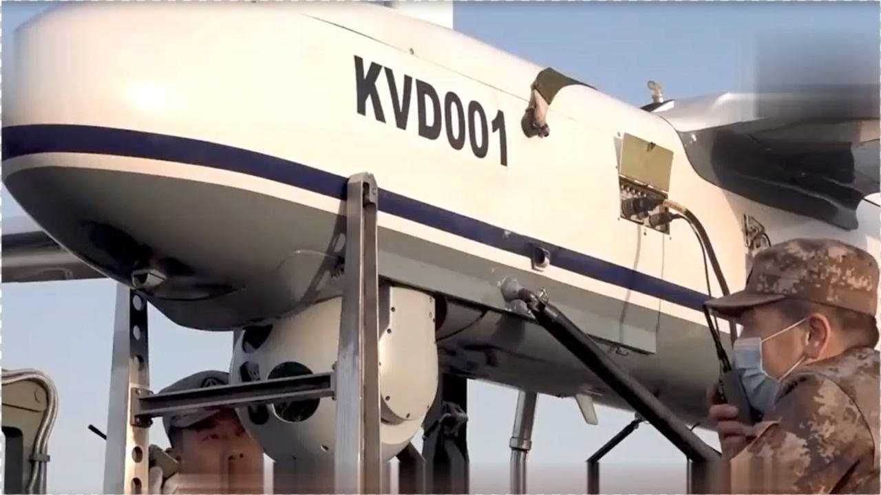 发射后不用管！我军KVD001无人机协同多架武直“A导B射”精准打击_腾讯视频