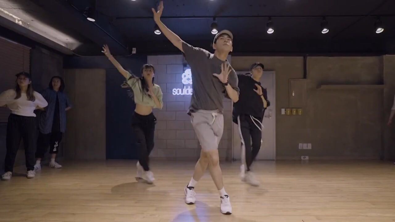 Junho Lee 编舞《Banana Clip》Urban Dance Soul Dance Studio_腾讯视频