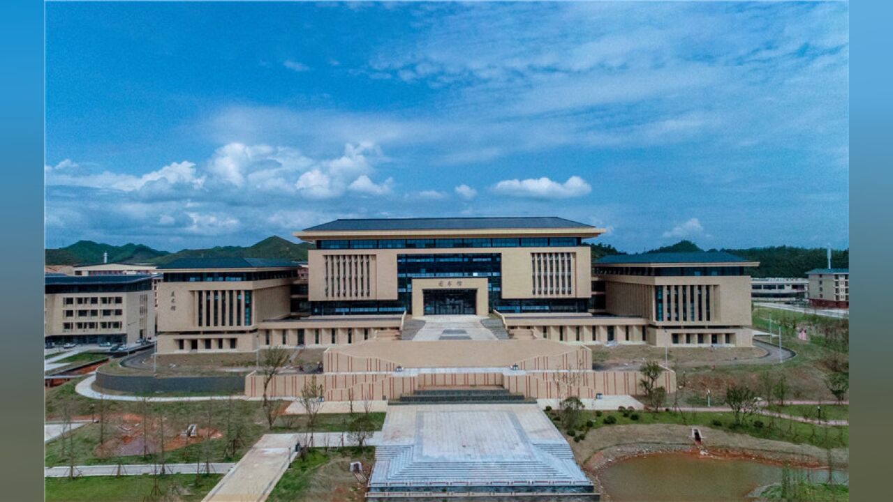 景德镇学院(中国江西省景德镇市境内民办高校)_搜狗百科