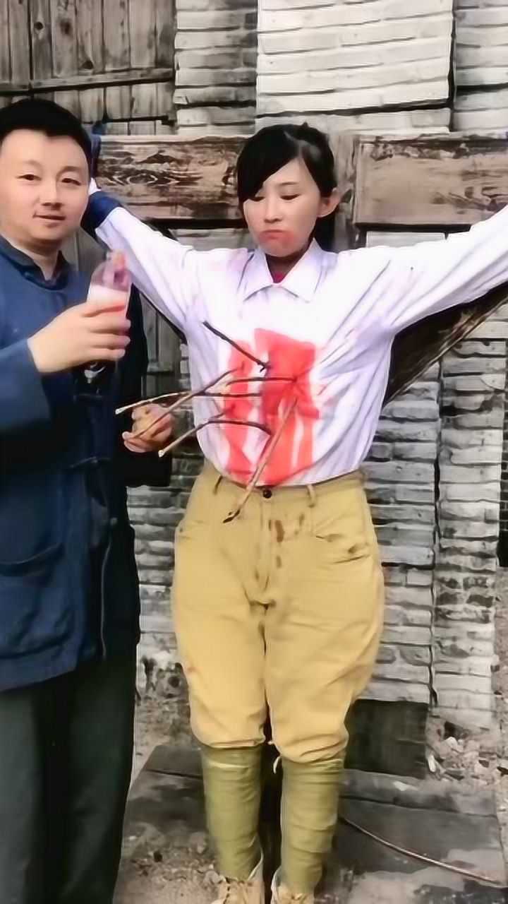 美女被绑在十字架上，小伙"人面兽心"，竟对美女做这事！_高清1080P在线观看平台_腾讯视频