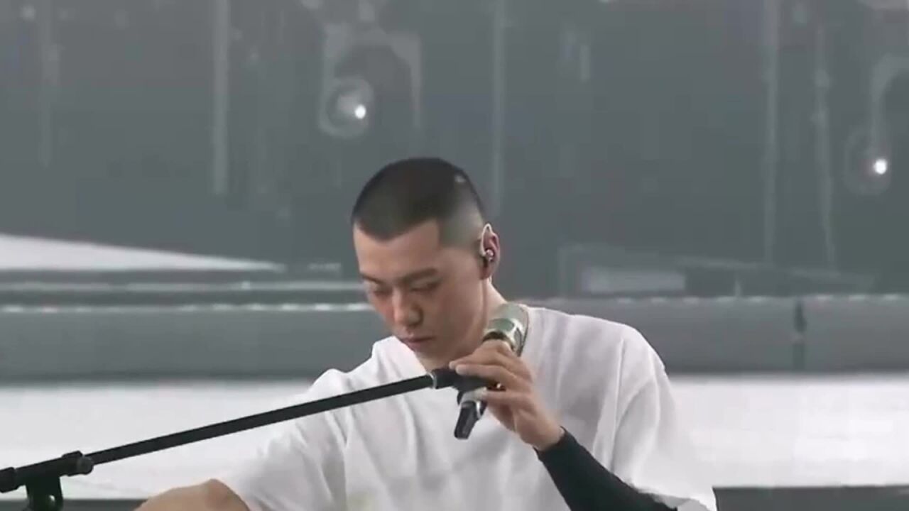 Ricky发文告别《哥哥》分享舞台经历随性洒脱_腾讯视频