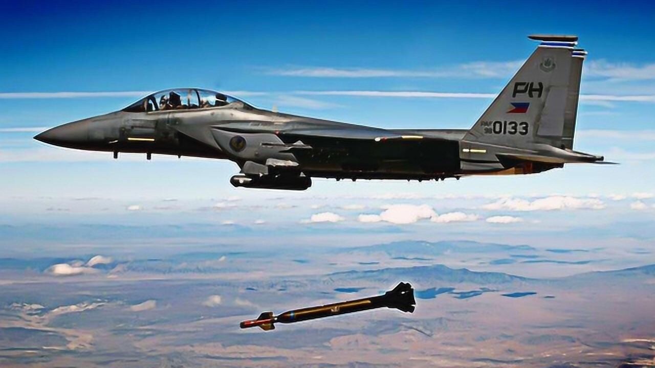 中国空军第二代激光制导炸弹，技术性能与美国现役宝石路III相当_高清1080P在线观看平台_腾讯视频