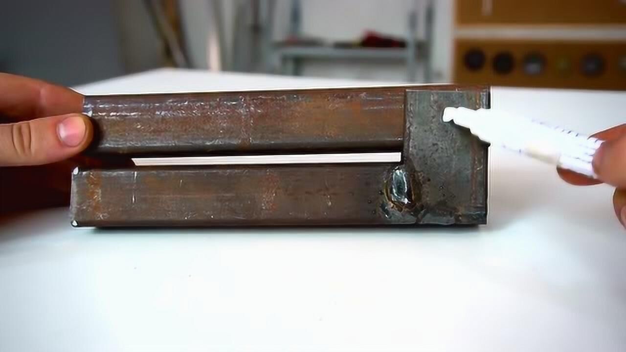 生活中的小技巧，把铁管钻孔拧上螺丝，可以做个小型按压器_高清1080P在线观看平台_腾讯视频