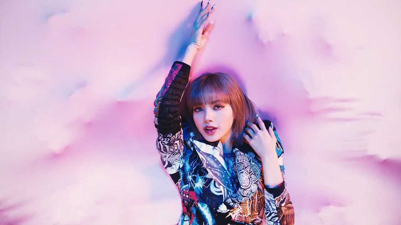 Lisa solo首单《LALISA》MV公开，Lisa百变造型登场，太飒了_腾讯视频