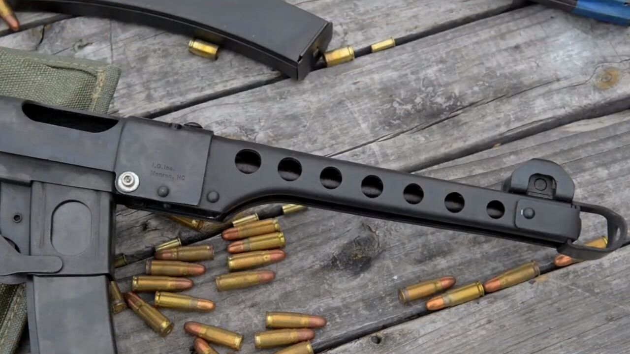 被战争逼出来的PPS-43冲锋枪，性能不输PPSH-41，中国仿制为54式_高清1080P在线观看平台_腾讯视频