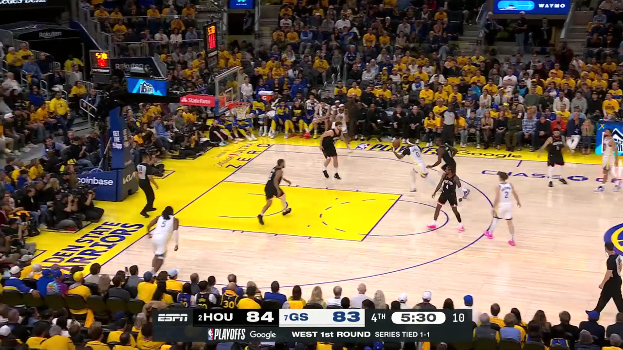 NBA季后赛：火箭93-104勇士G3丨天降奇兵！小佩顿内外两开花一人独揽9分助队扩大比分优势_腾讯新闻