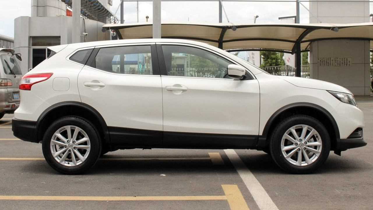 又一SUV“逆袭”！V字脸，奔驰1.3T引擎加持，204马力，油耗5.3L_腾讯视频