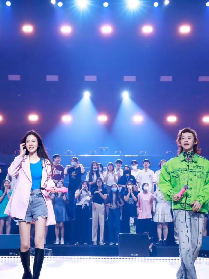 兔碧南波万《小城夏天》片段_腾讯视频