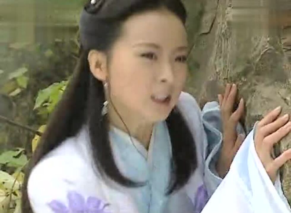 小伙摔落山崖被仙女所救，却没看清仙女长相_腾讯视频