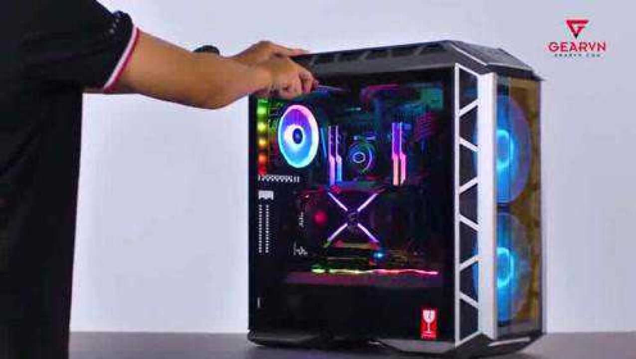 用TitanV开机的游戏PC电脑延时组装充满着RGB和土豪的气息_腾讯视频