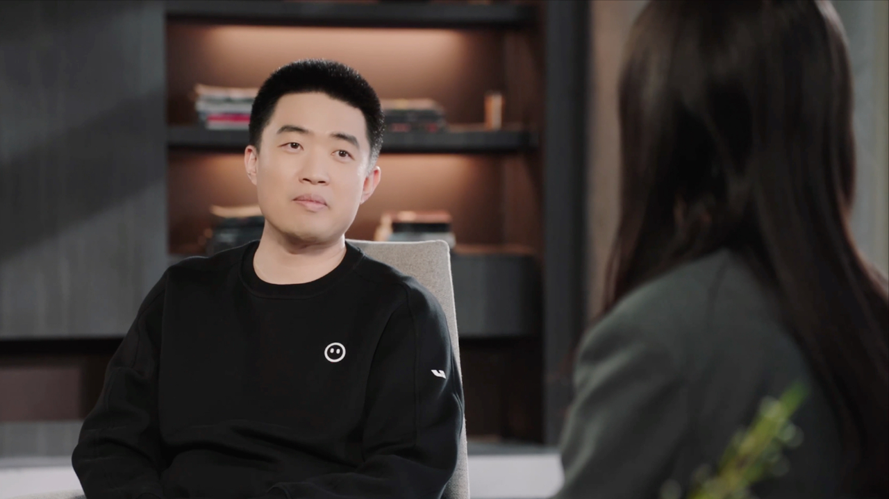 李想：最重要的决策放在周六，战略团队意见不合时会吵架甚至拍桌子_腾讯新闻