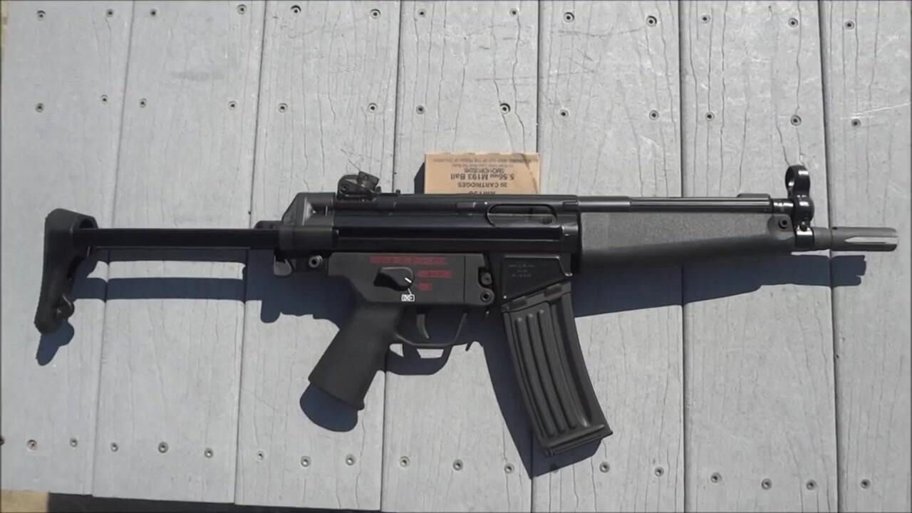 德国HK53冲锋枪，也可称它短突击步枪，你觉得哪个更合适？_腾讯视频