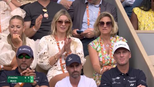 《2022法网》【回放】2022法网男单决赛：纳达尔vs鲁德 第三盘_高清1080P在线观看平台_腾讯视频