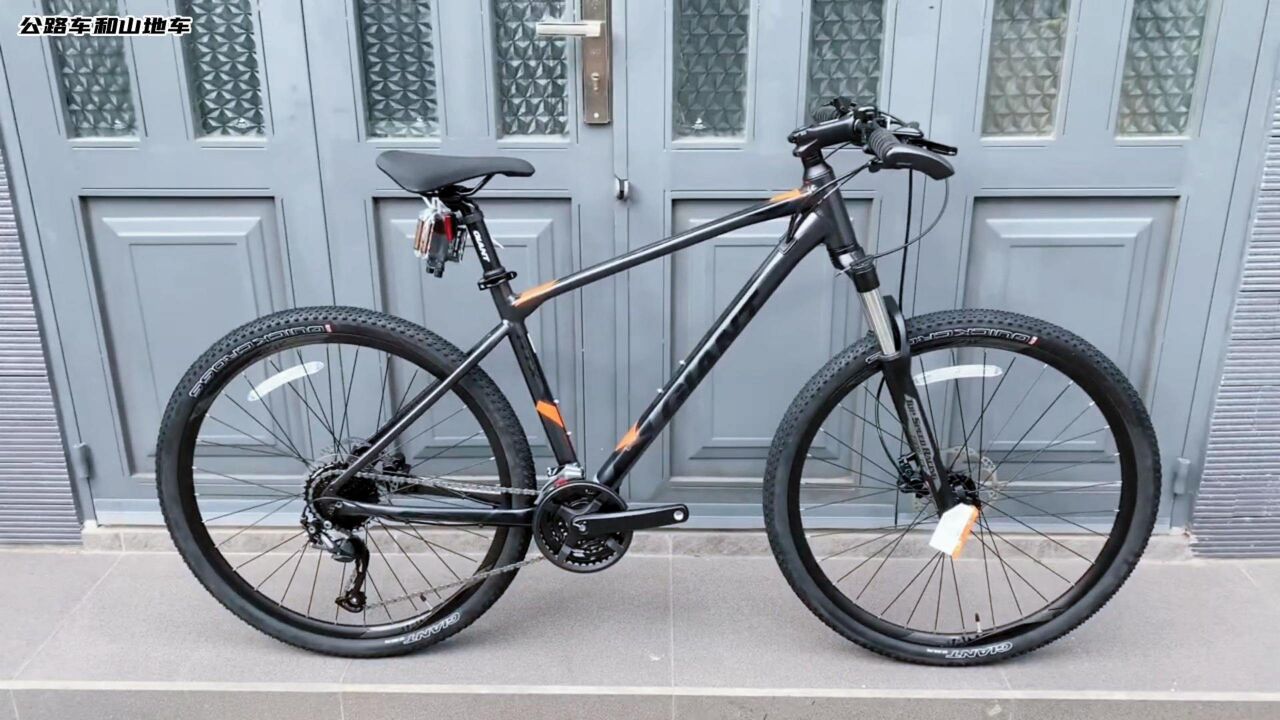 捷安特ATX 830到货了，新手入门车型，高性价比配置也是妥妥的_腾讯视频