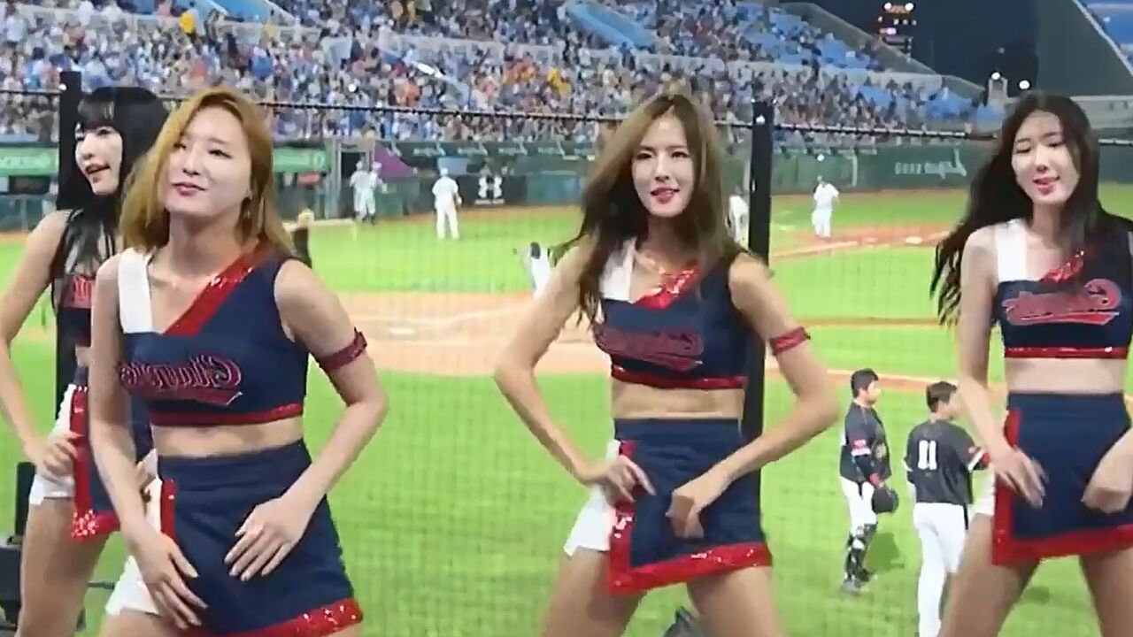 全程高能！2022世界杯韩国啦啦队一跳成名，刷屏全网，网友：绝了_腾讯视频