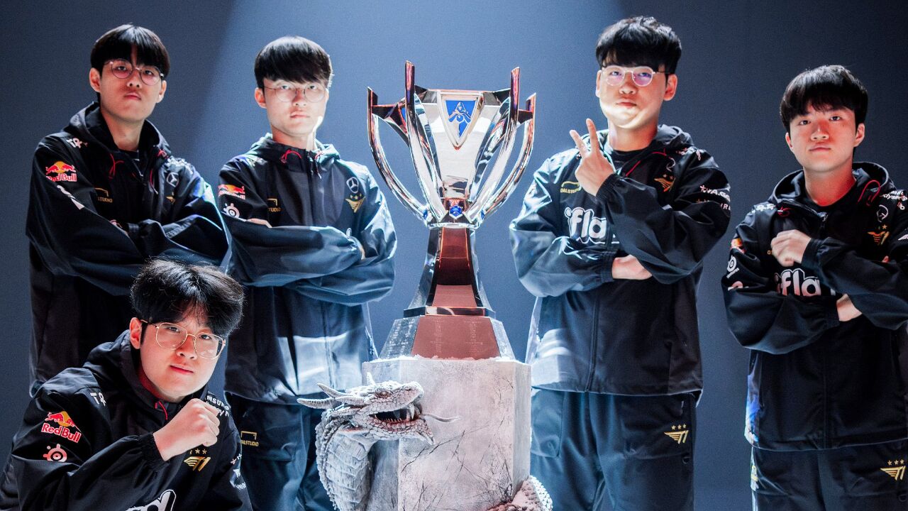 Faker世界赛四大夺冠时刻！Faker四冠登神！_高清1080P在线观看平台_腾讯视频