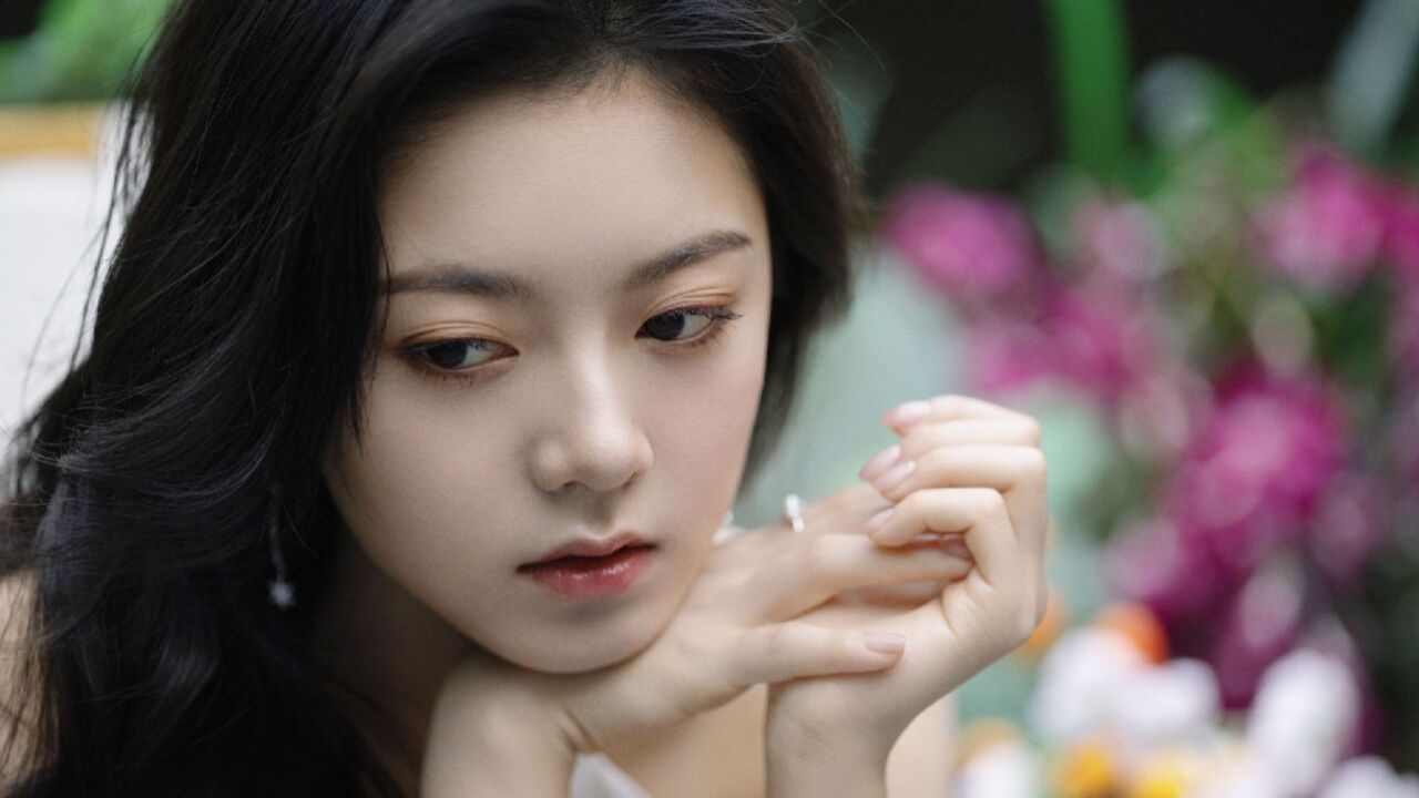 《度华年》官宣阵容，张凌赫、赵今麦强强联手，看清导演追定了！_高清1080P在线观看平台_腾讯视频