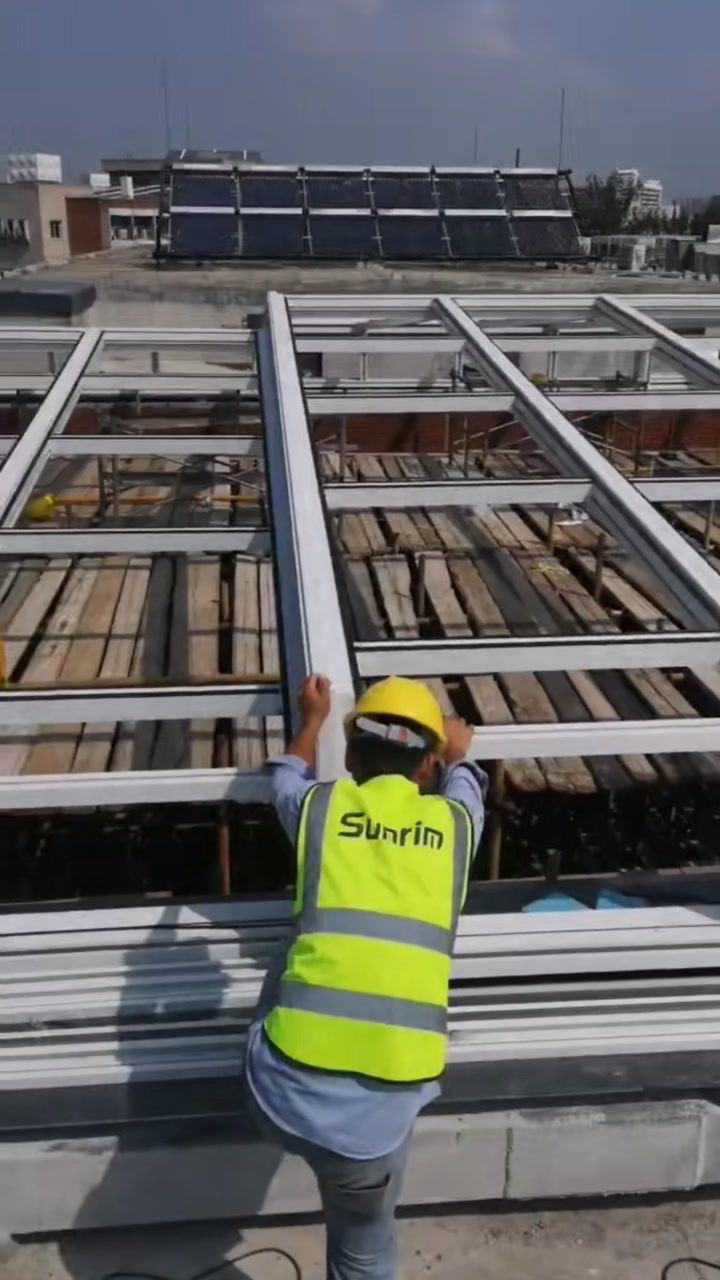 Sunrim电动屋顶，开合屋顶，移动阳光房施工，亚洲最大跨度铝结构智能移动建筑系统_高清1080P在线观看平台_腾讯视频