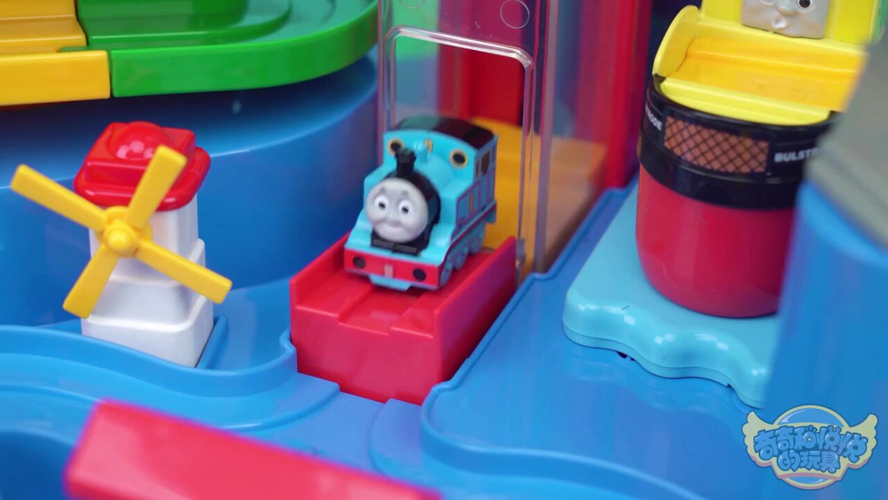 托马斯小火车多层轨道闯关大冒险玩具_高清1080P在线观看平台_腾讯视频