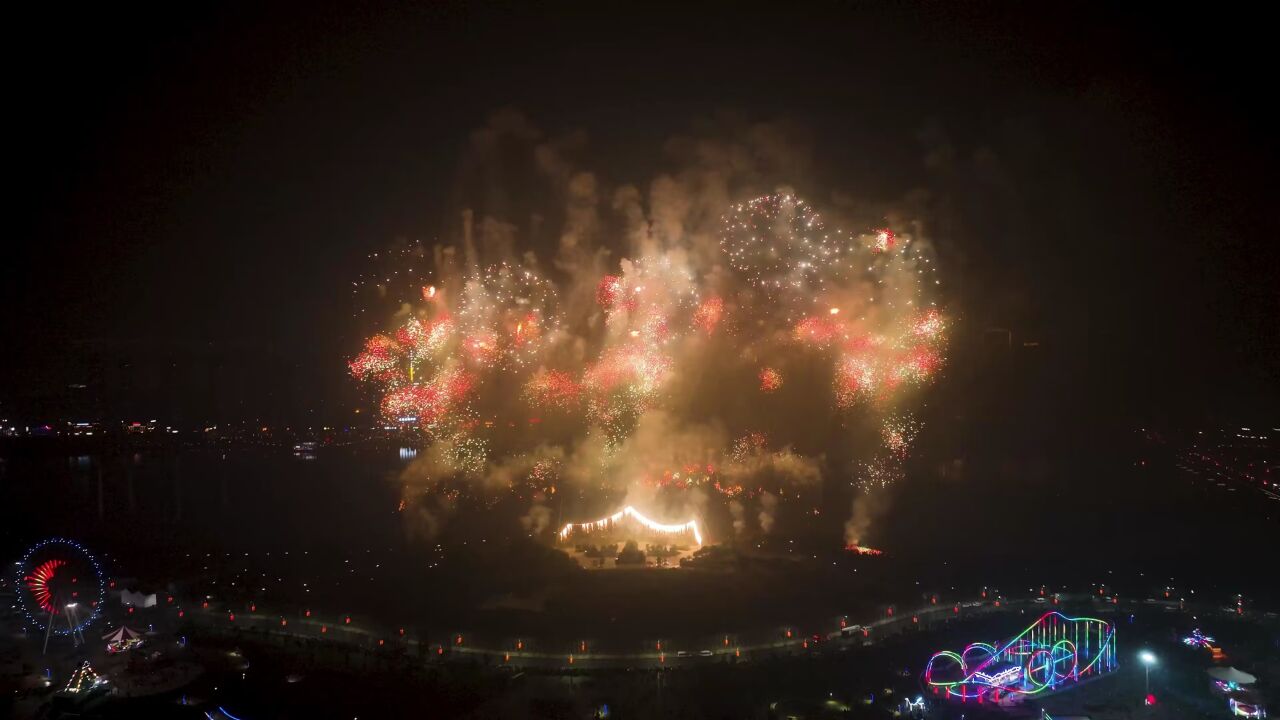 一团云里雾里的玩意_高清1080P在线观看平台_腾讯视频