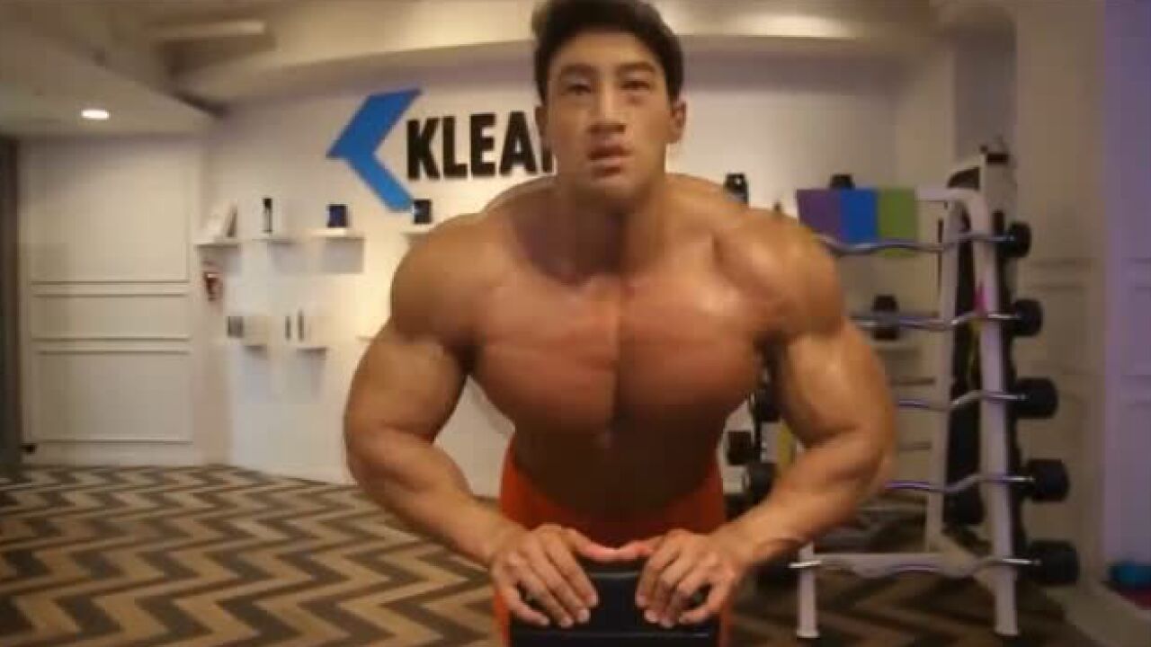 肌肉大屌哥vs黄哲勋肌肉的巅峰对决高清1080p在线观看平台腾讯视频