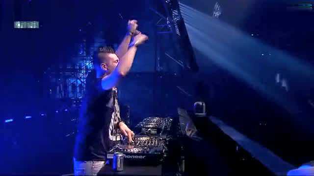 世界顶级MC与DJ同台嗨爆Hardbass万人电音现场_腾讯视频