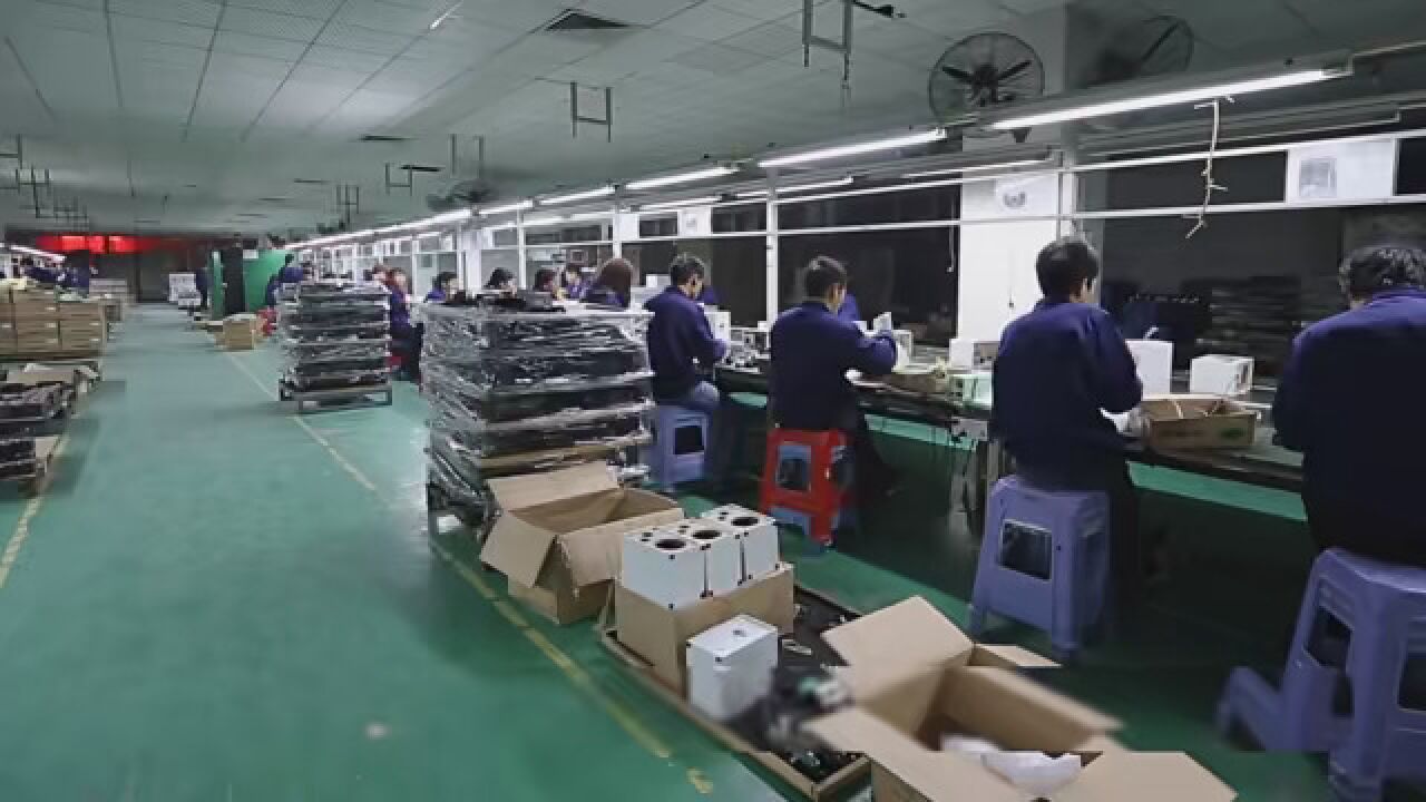 读书和不读书的区别在哪，初中毕业就进厂的年轻人过的怎么样？工厂实拍视频纪录片高清1080p在线观看平台腾讯视频