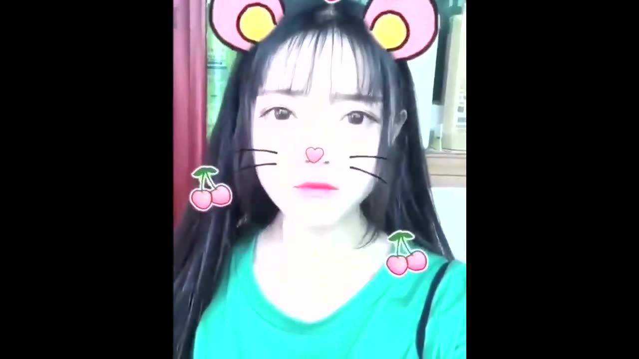 长舌妹纸合集，舌头原来可以这么长，我服！_腾讯视频