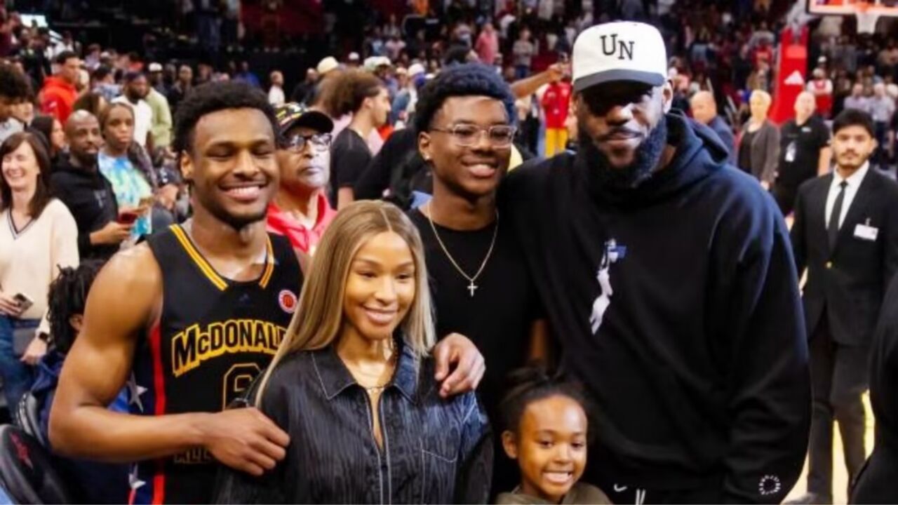 TMZ：詹姆斯夫妇目前终于松了一口气，医生需要进行更多测试才能找到发病原因！_高清1080P在线观看平台_腾讯视频