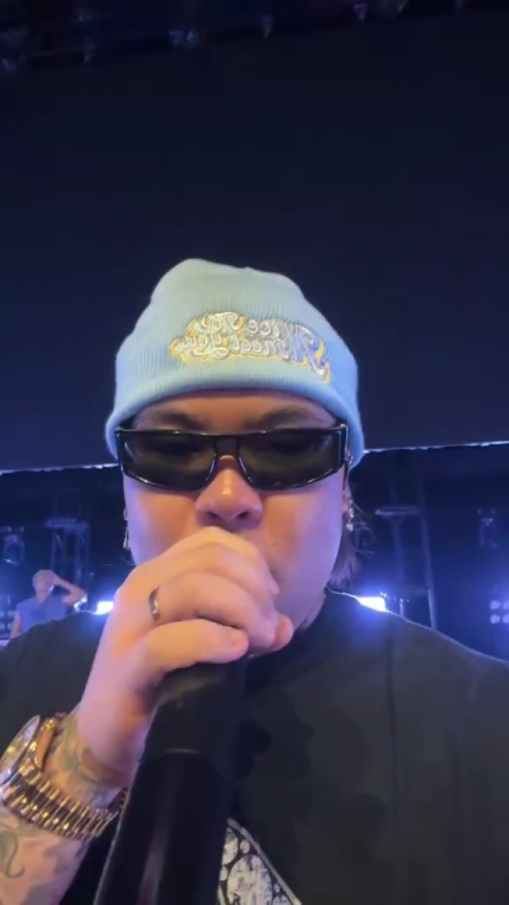 KNOWKNOW演唱最爱单曲《我是一个农村人》_高清1080P在线观看平台_腾讯视频