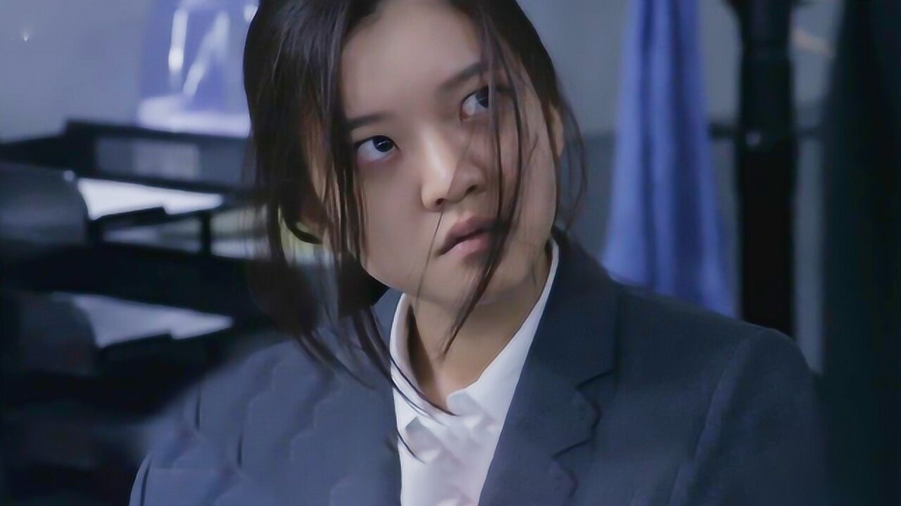 万事不要太过分！实习生被老油条欺负，忍无可忍拿刀上班_电影_高清完整版视频在线观看_腾讯视频