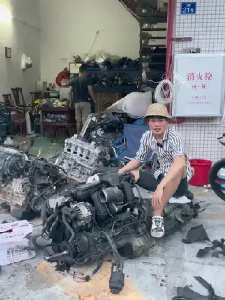 宝马N52发动机#拆车件 #每天一个用车知识_腾讯视频